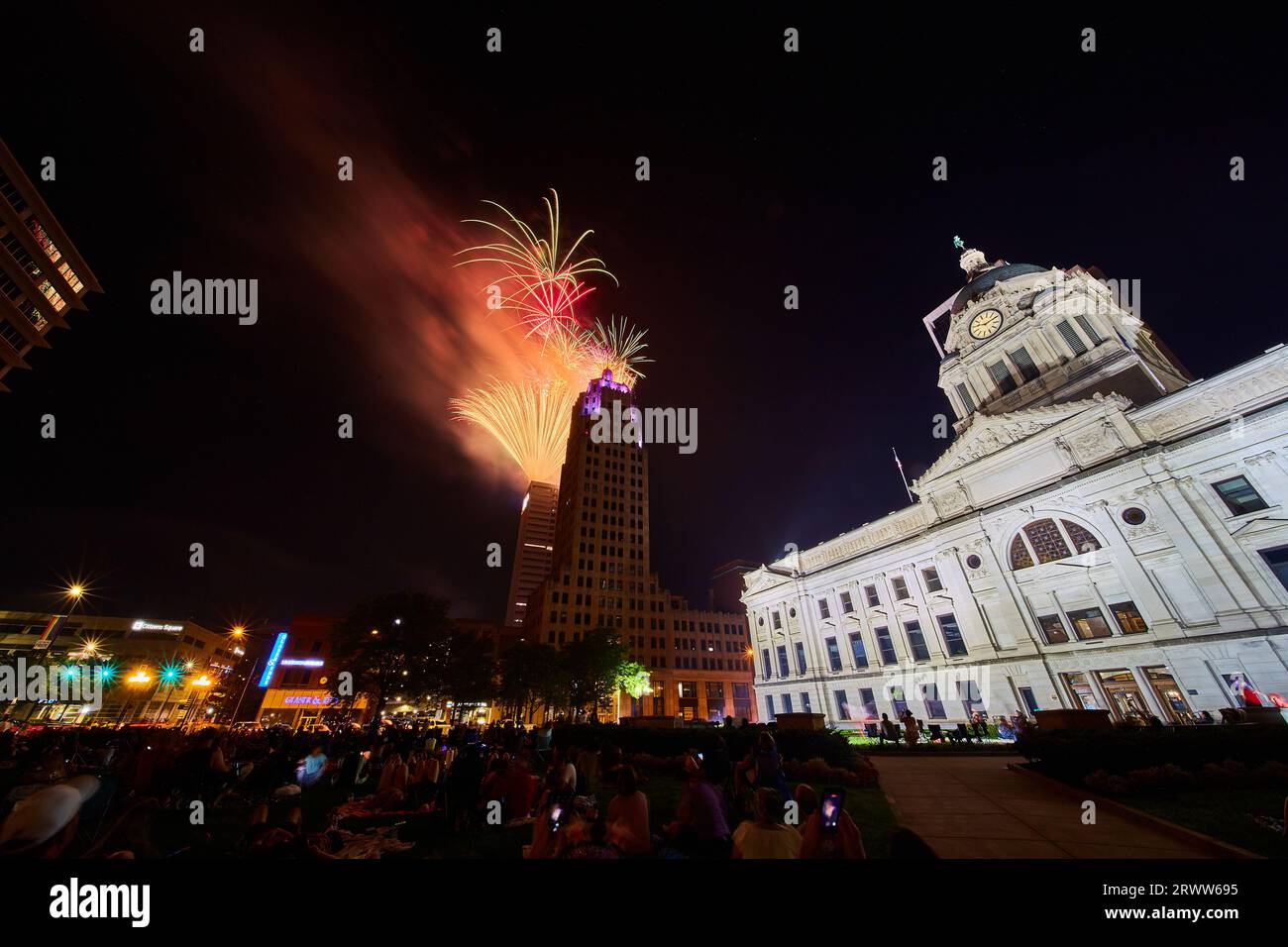Fireworks Over Downtown Fort Wayne Hi Res Stock Photography And Images