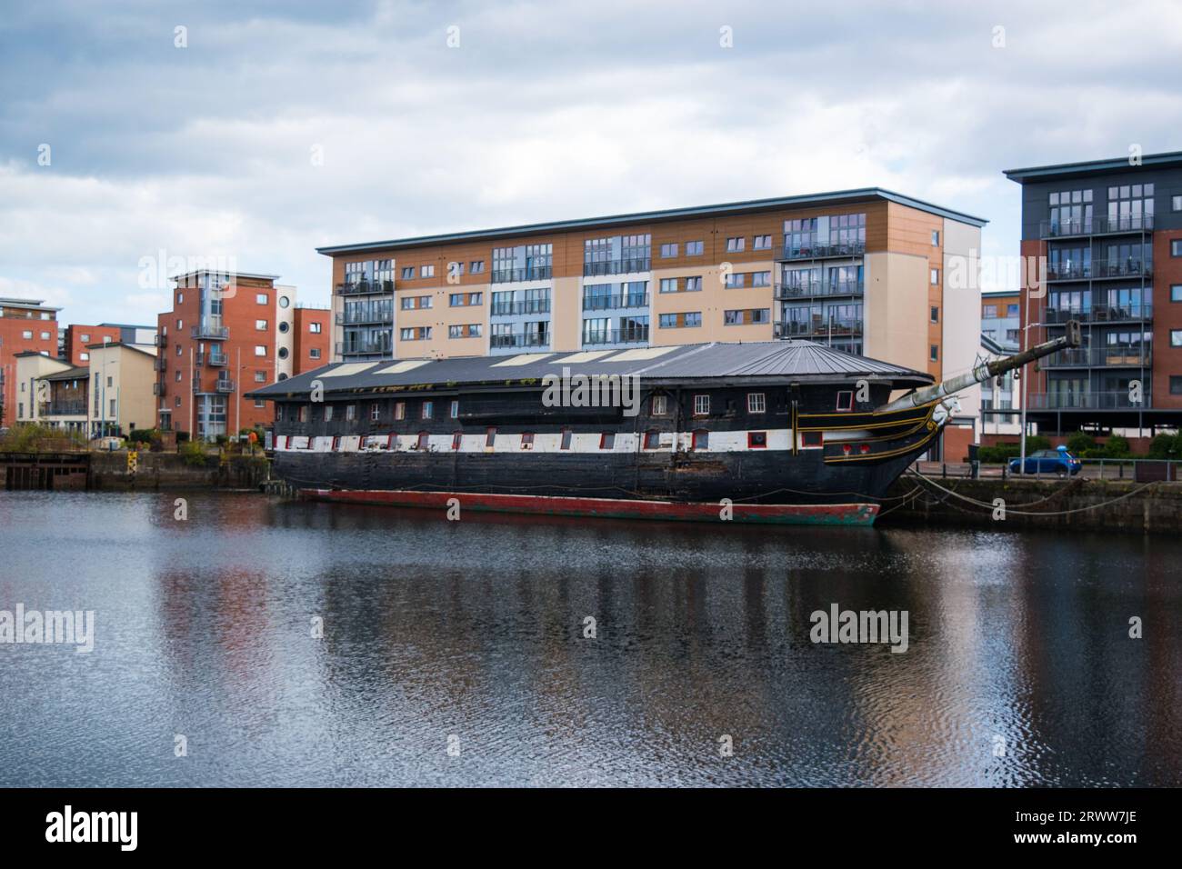 Ship hms unicorn hi-res stock photography and images - Alamy