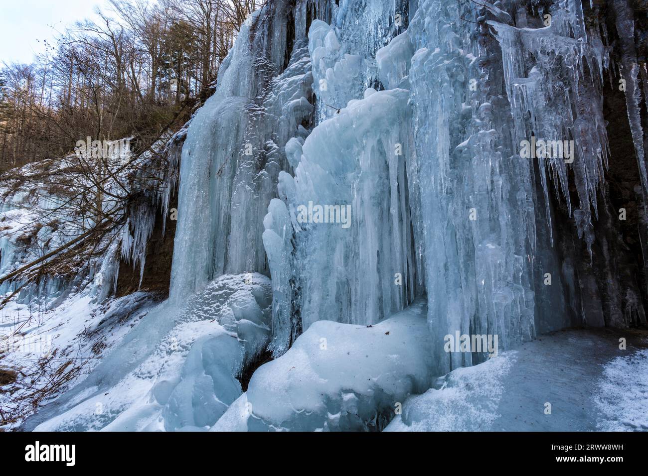 Ice pillars hi-res stock photography and images - Alamy