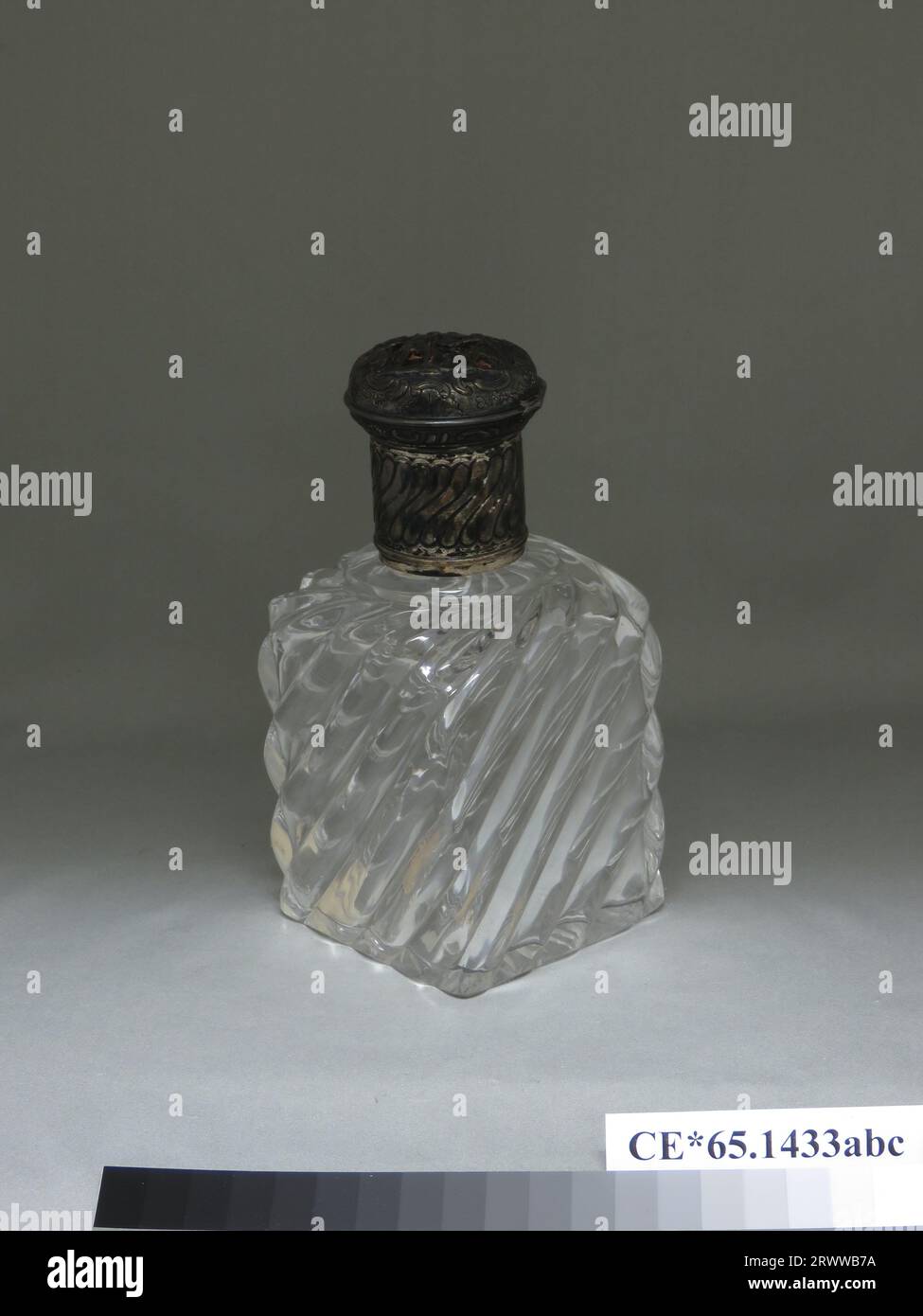 Old cologne bottle hi-res stock photography and images - Alamy