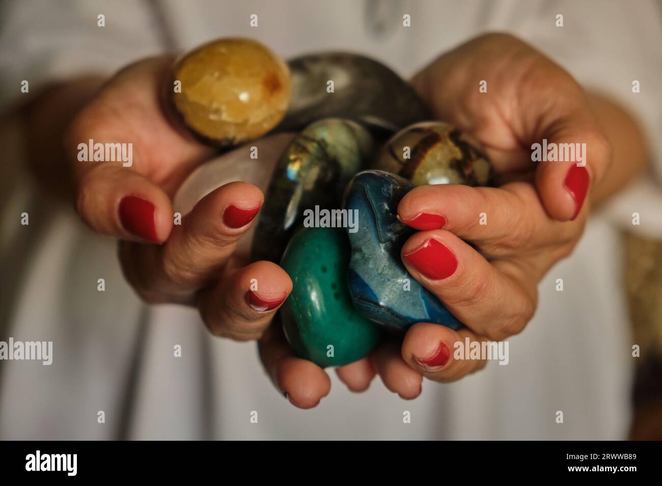 Fluorescent minerals hi-res stock photography and images - Alamy
