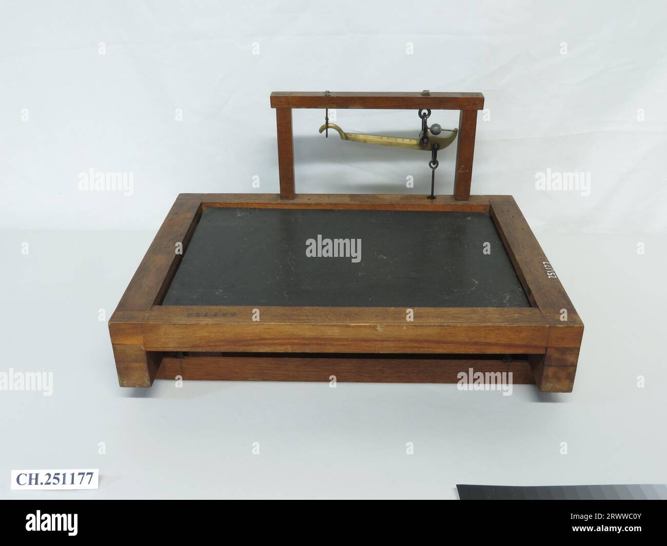 Platform scales model. CH.251177 Stock Photo - Alamy
