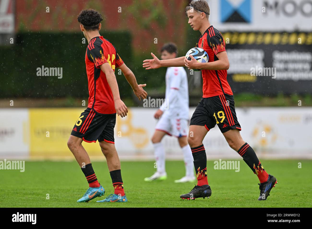 Oudenaarde, Belgium. 21st Sep, 2023. Stan Naert (19) of Belgium ...