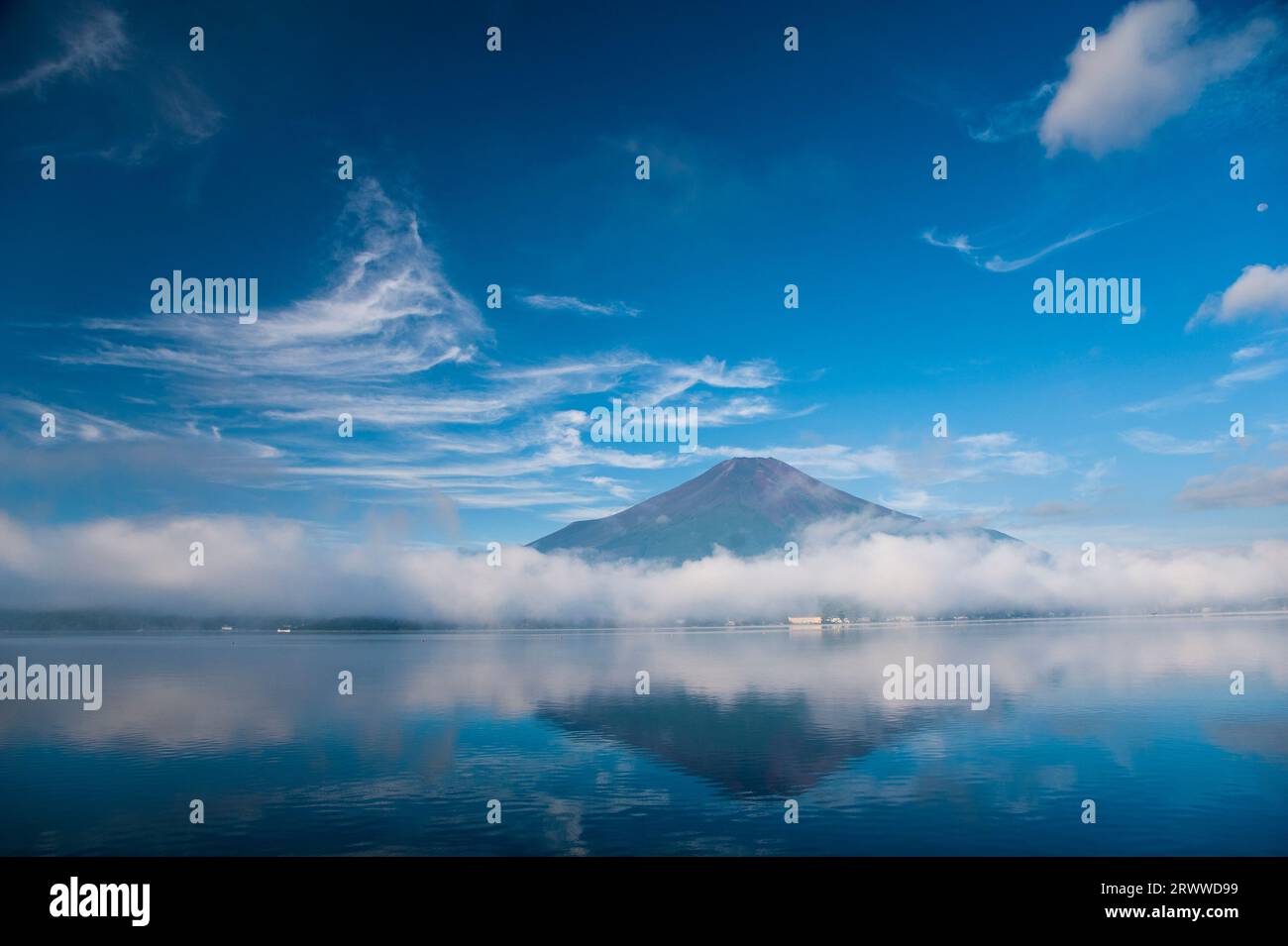 Fuji upside down after the fog lifted Stock Photo - Alamy