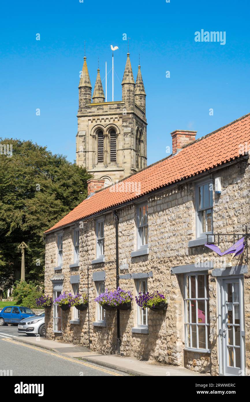 Castlegate in Helmsley, North Yorkshire, England, UK Stock Photo - Alamy