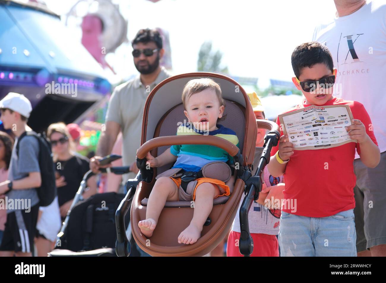 Canada amusement park ride teen hi-res stock photography and images - Alamy