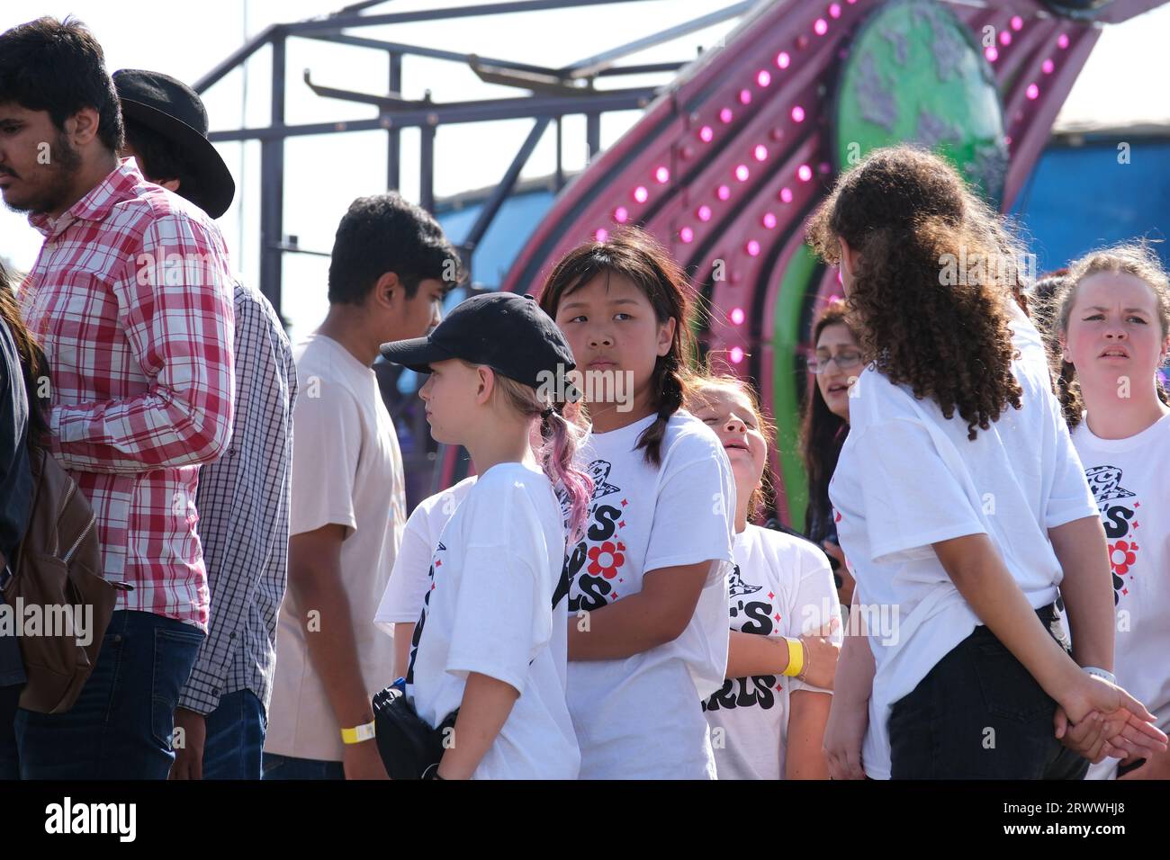 Canada amusement park ride teen hi-res stock photography and images - Alamy