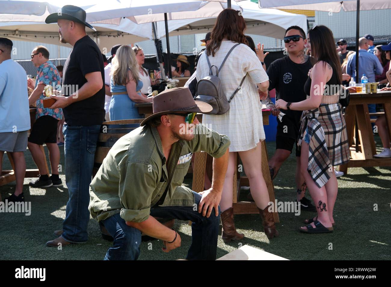 Canada amusement park ride teen hi-res stock photography and images - Alamy