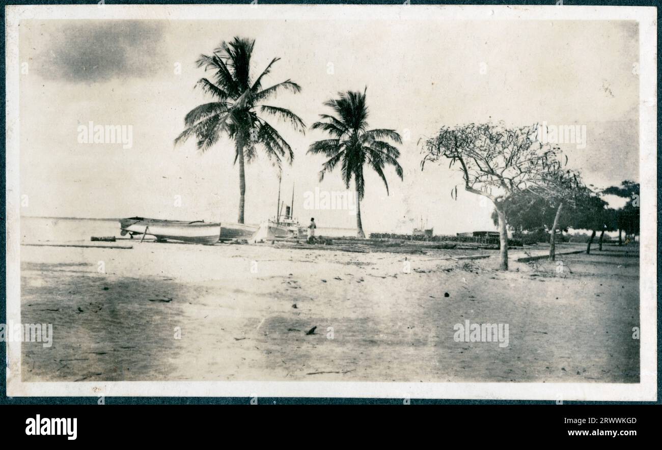 Original dockside buildings hi-res stock photography and images - Alamy