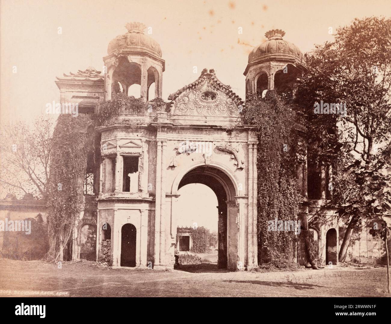 Lucknow central hi-res stock photography and images - Alamy