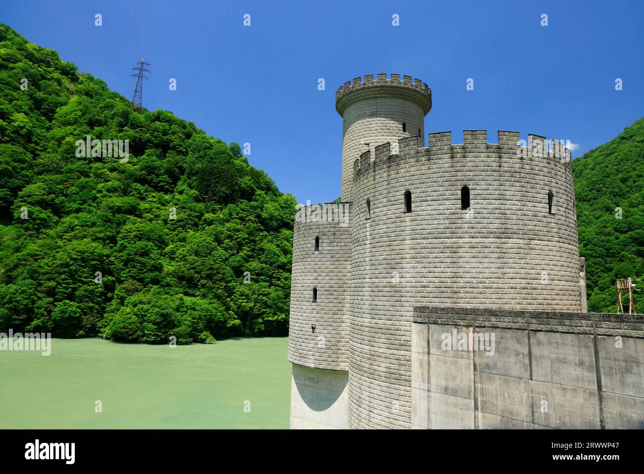 Kurobe Gorge, Lake Unazuki and Shinyanagigawara Power Station, Toyama ...