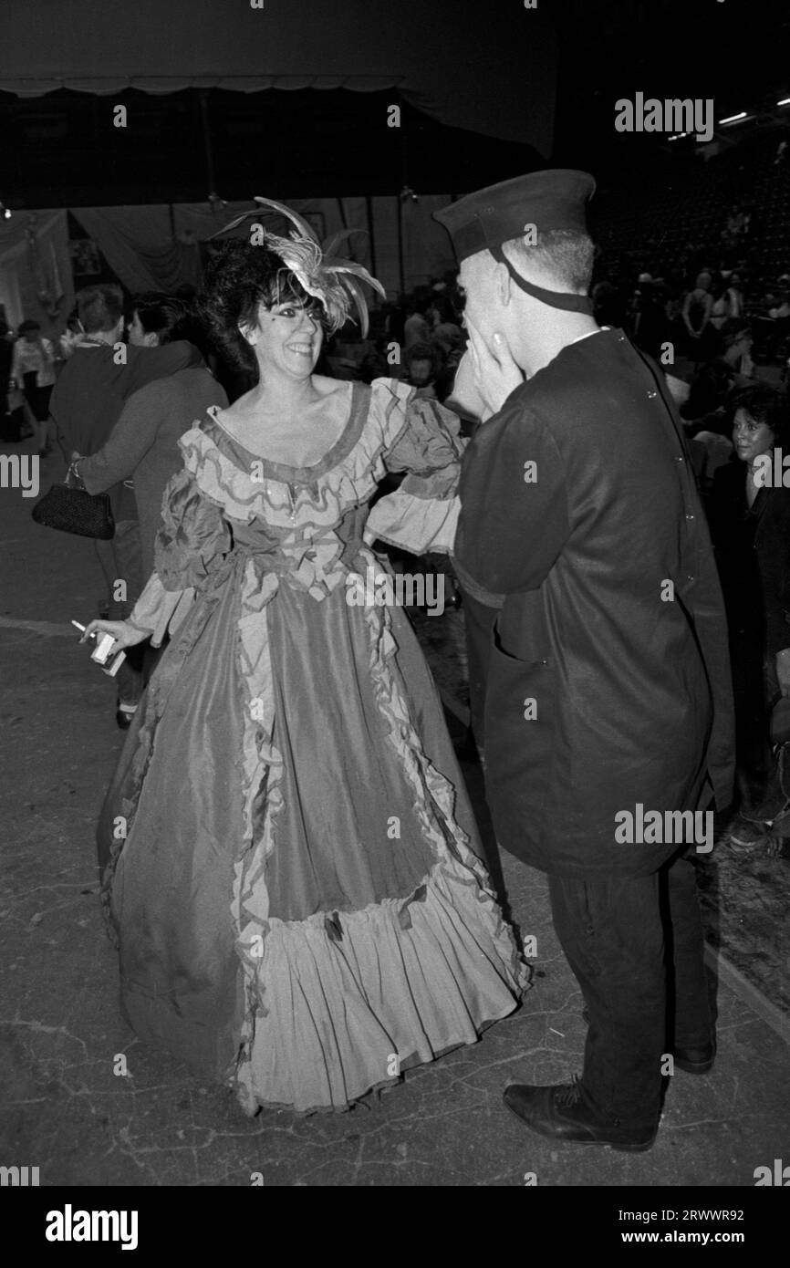 Molly Parkin, a Welsh painter, novelist and journalist 1980s. A judge ...