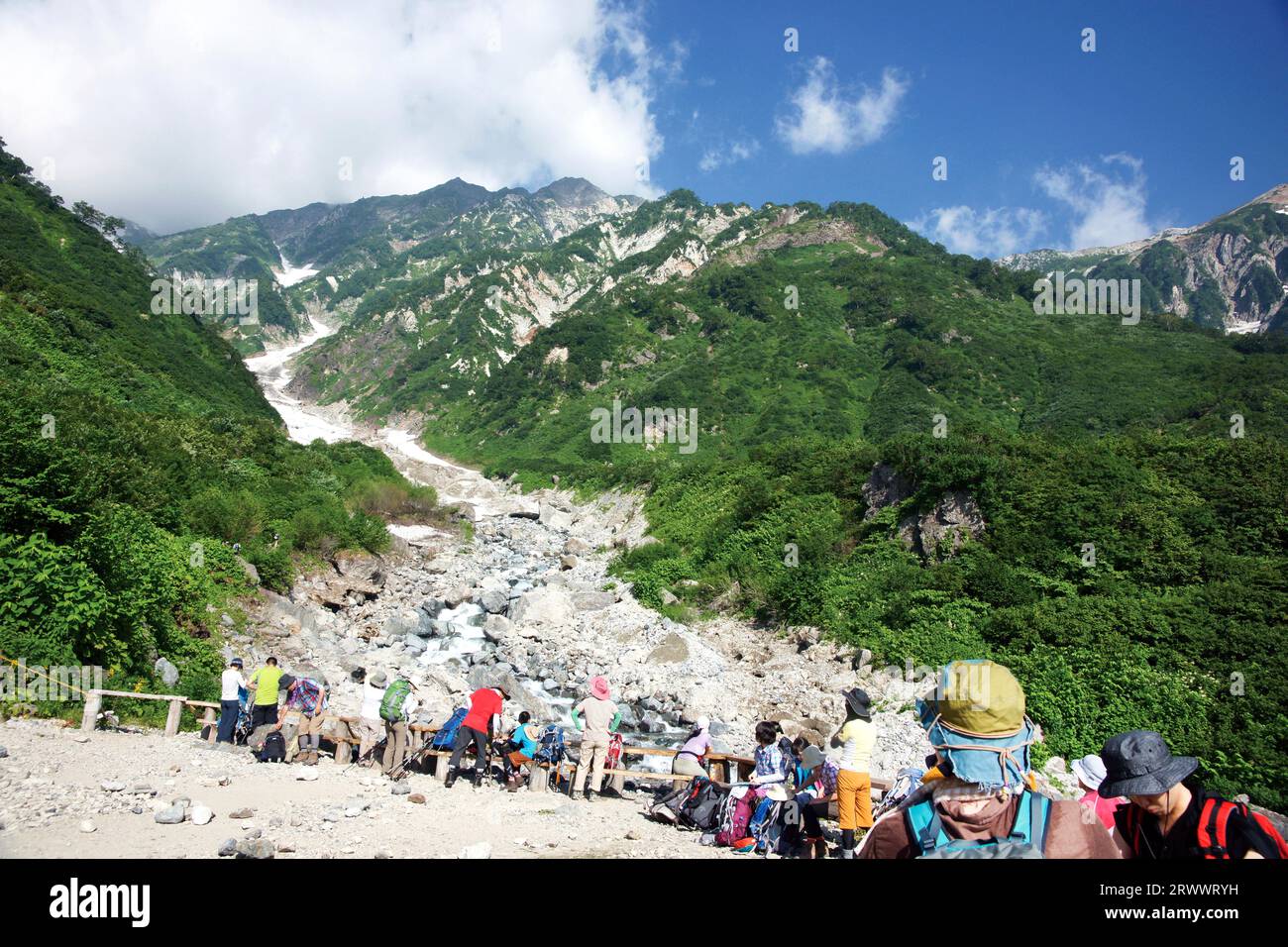 The hakuba snowy valley hi-res stock photography and images - Alamy