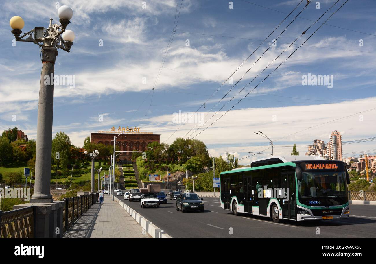 Victory bridge yerevan hi-res stock photography and images - Alamy
