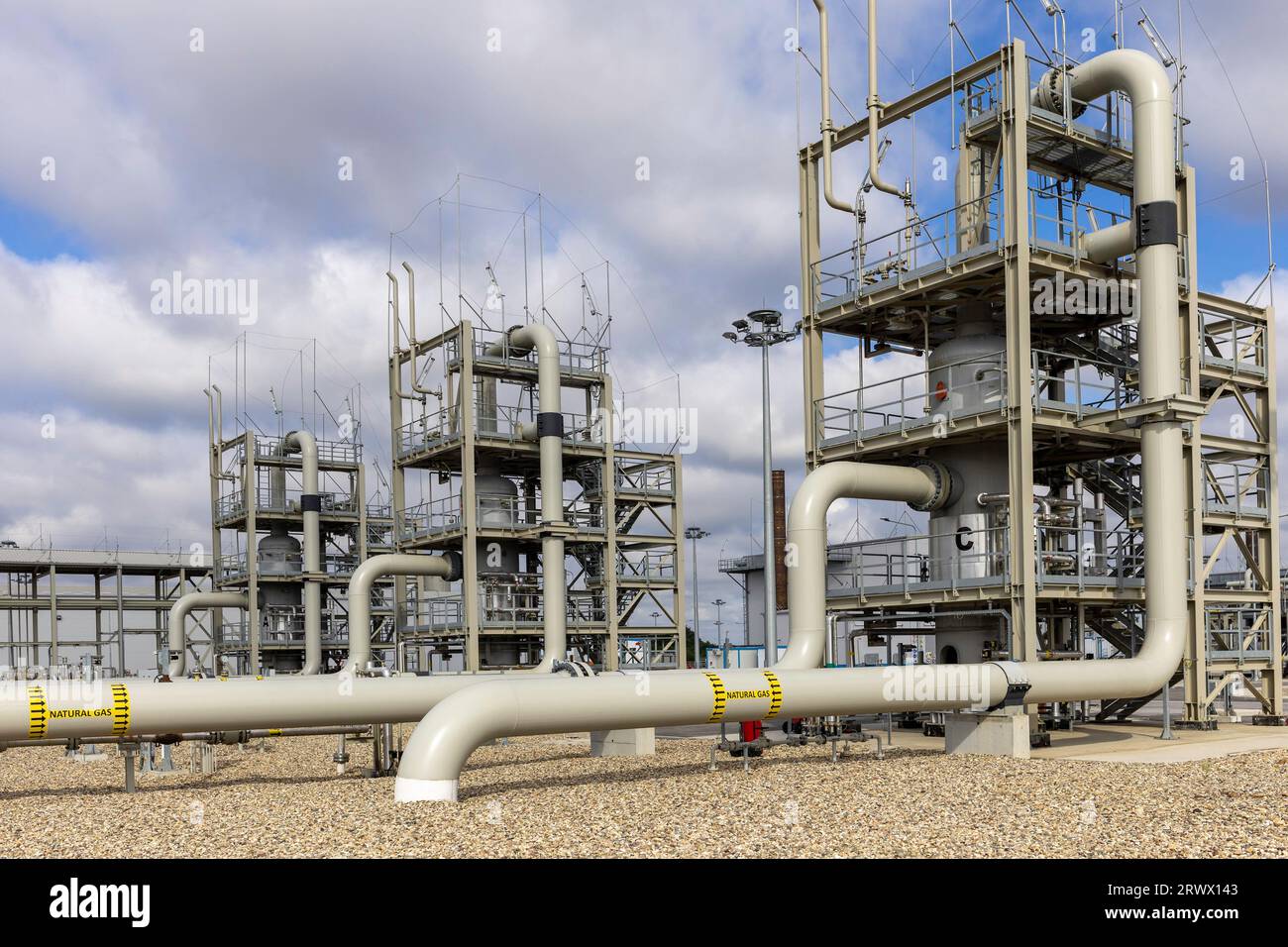 Main gauge hi-res stock photography and images - Alamy