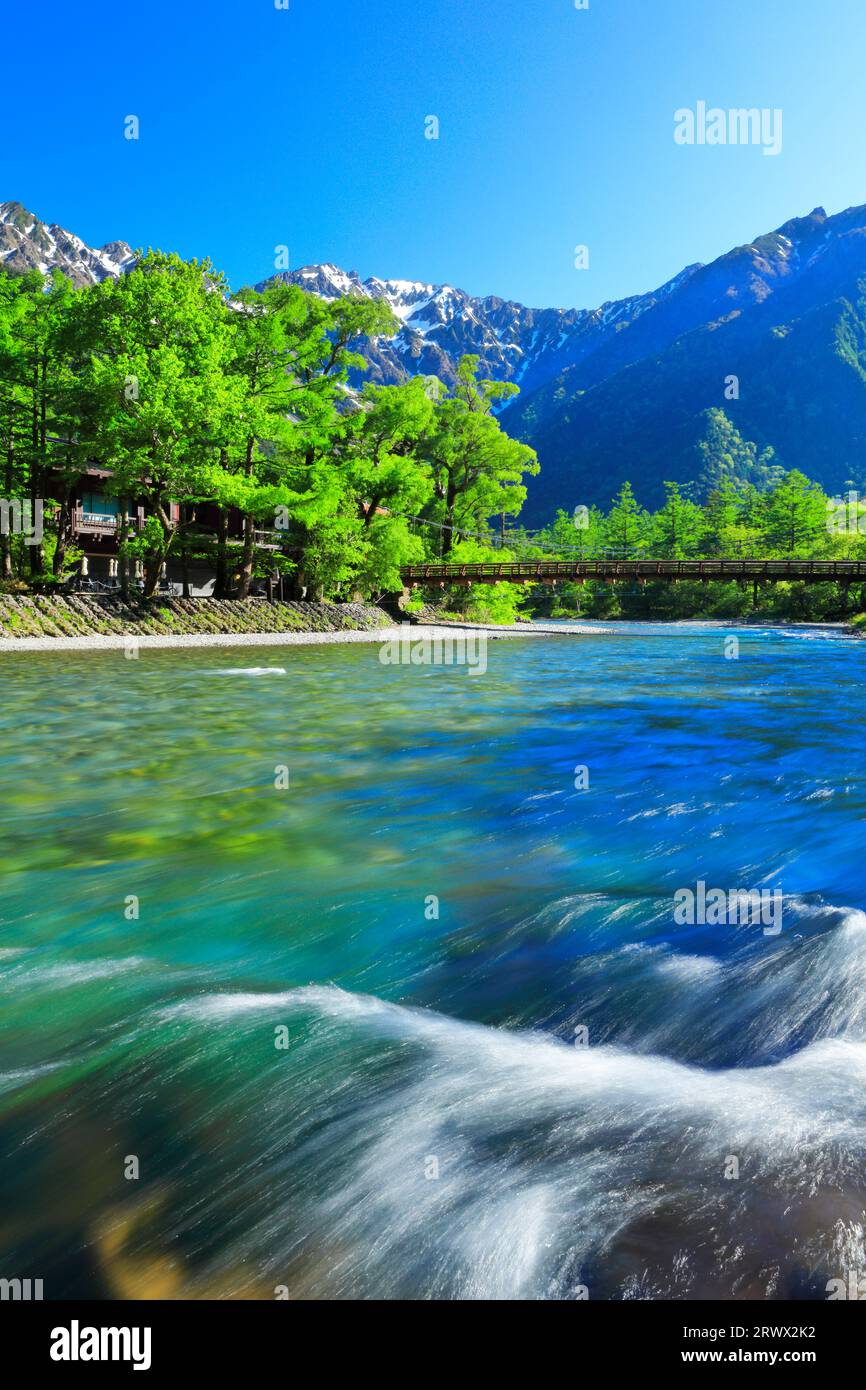 Clear Azusa River, unmanned Kappa-bashi Bridge and snow-capped Hotaka ...