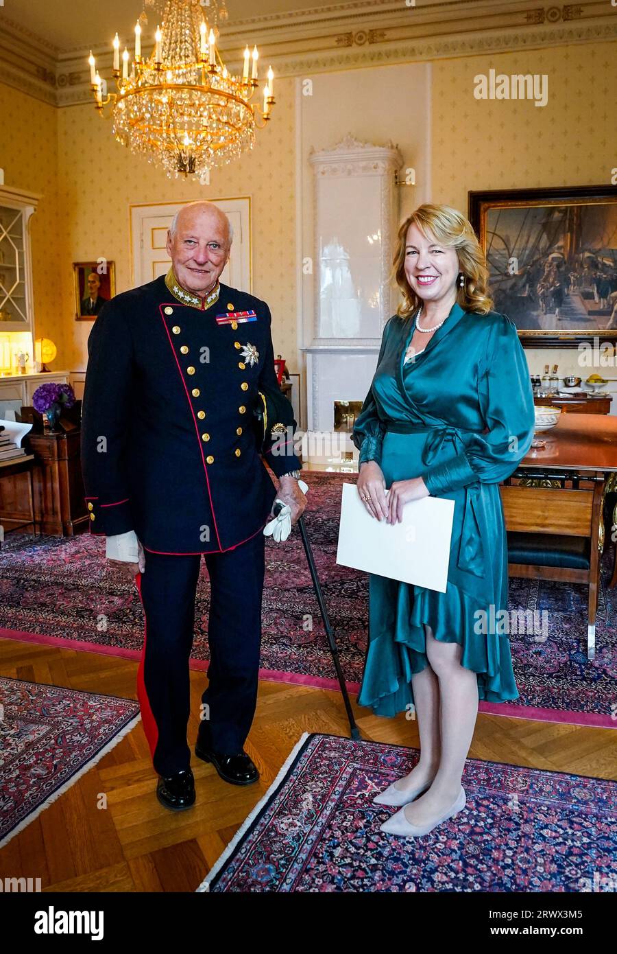 Oslo 20230921.King Harald (left) receives Canada's ambassador Amy Lowe ...