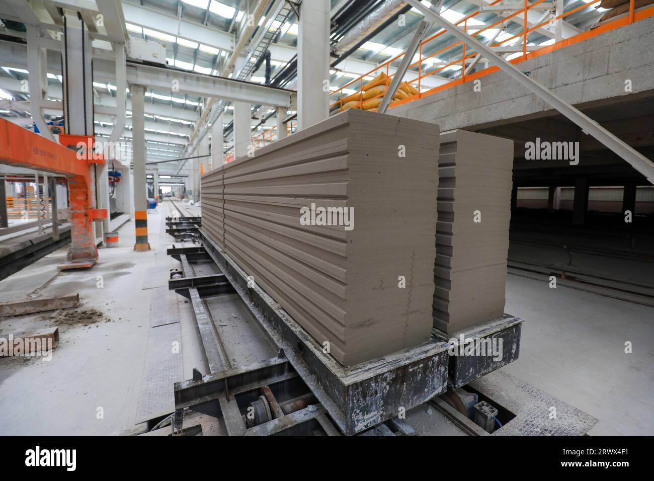 The production line of lightweight partition panels for new building ...