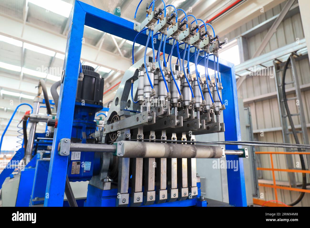 Cold drawing hi-res stock photography and images - Alamy