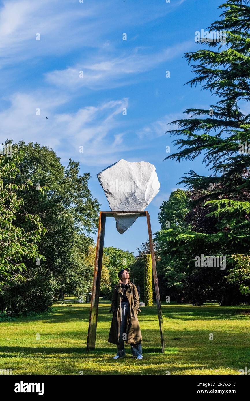 London, UK. 21st Sep, 2023. Amy Stephens, Waking Matter, 2023, Bo Lee ...