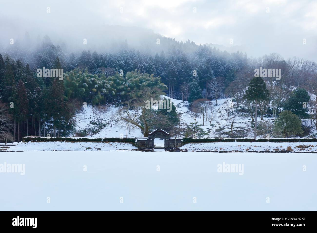 Snowy scenery of the ruins of the Asakura clan in Ichijodani, Hokuriku ...