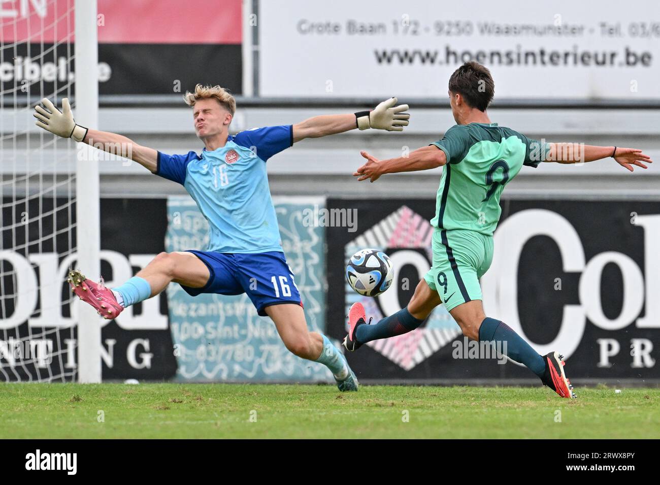 Sint Niklaas, Belgium. 19th Sep, 2023. goalkeeper Tobias Elnegaard (16 ...