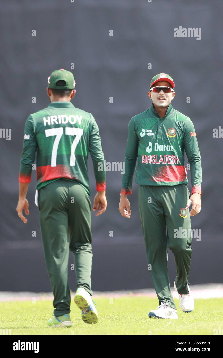 Bangladeshi spiner Shak Mahedi Hasan during the Bangladesh and New ...