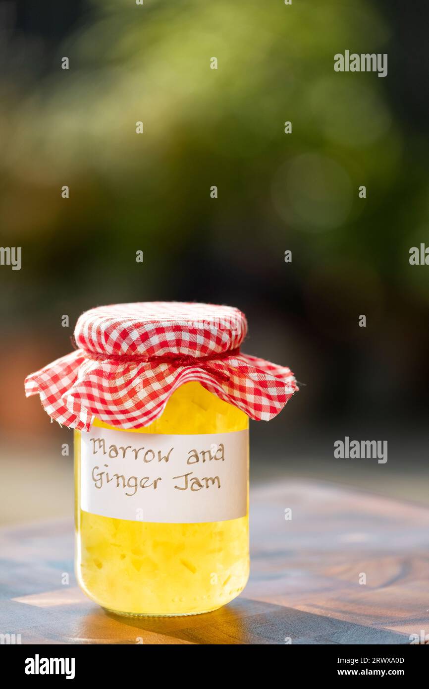 Traditional preserving jars hi-res stock photography and images - Alamy