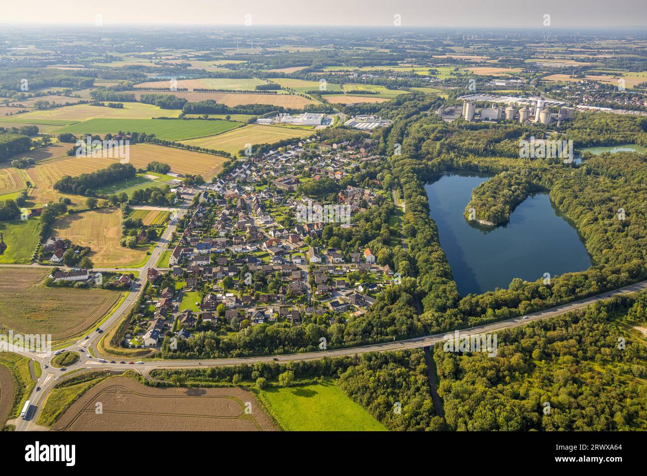 Rolandsee and dyckerhoff cement plant hi-res stock photography and ...