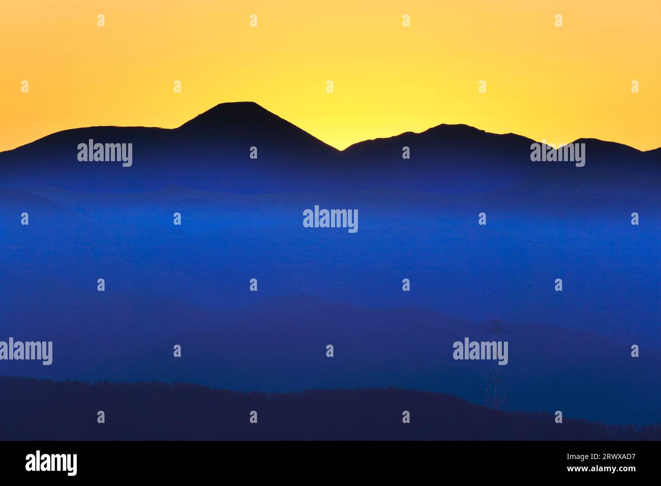 Yatsugatake Mountain Range at Dawn from the Takabotchi Plateau Stock ...