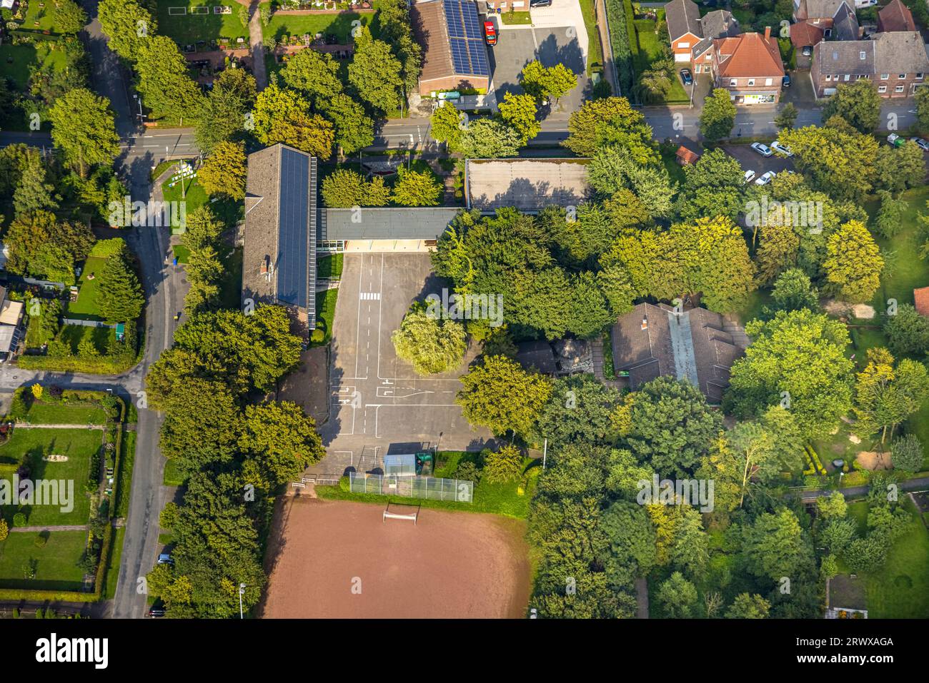 Cardinal von galen school hi-res stock photography and images - Alamy