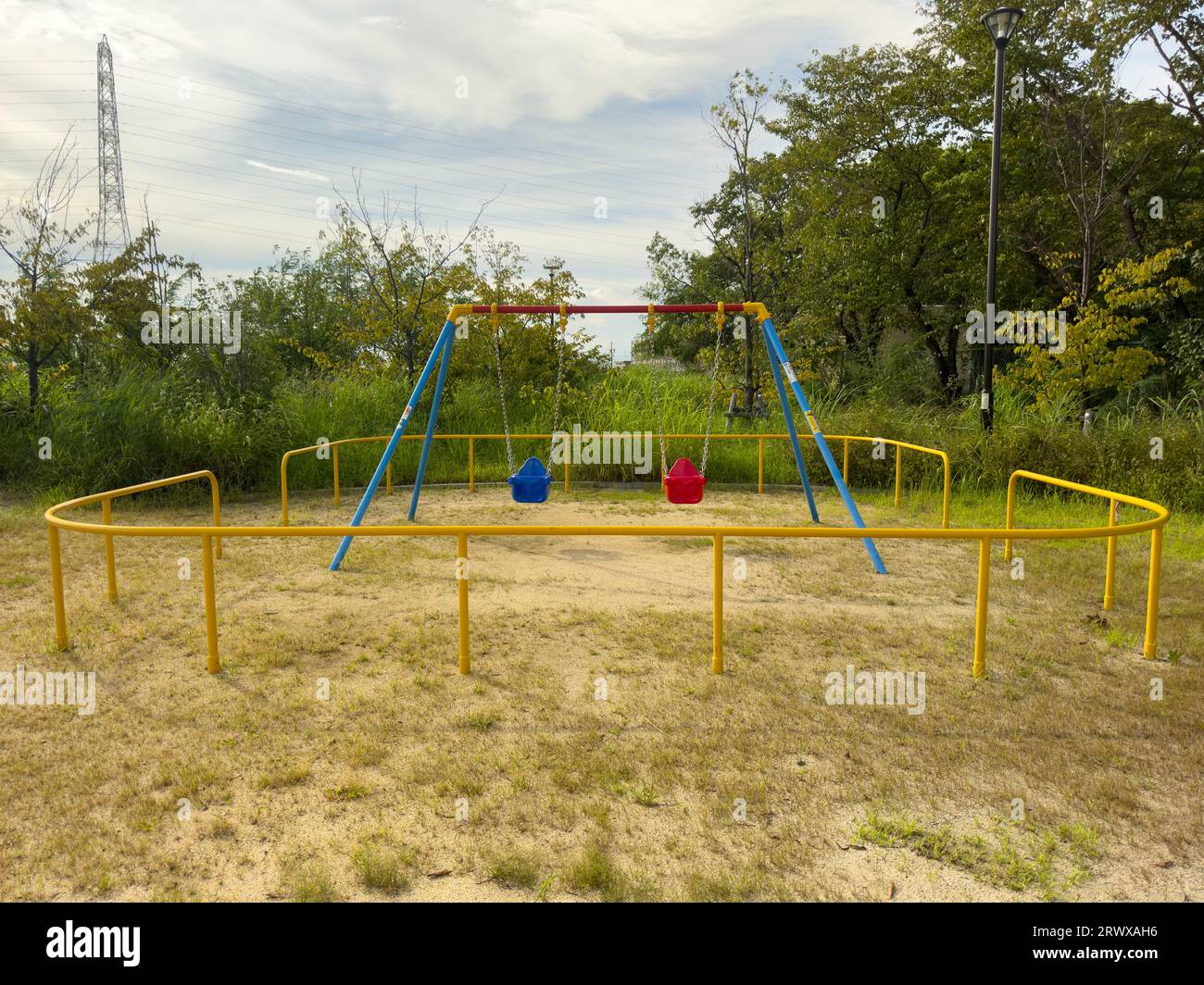 Kids park bench hi-res stock photography and images - Alamy