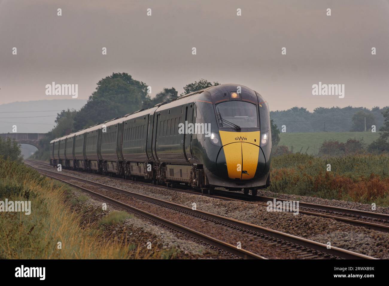 Iet train hi-res stock photography and images - Alamy