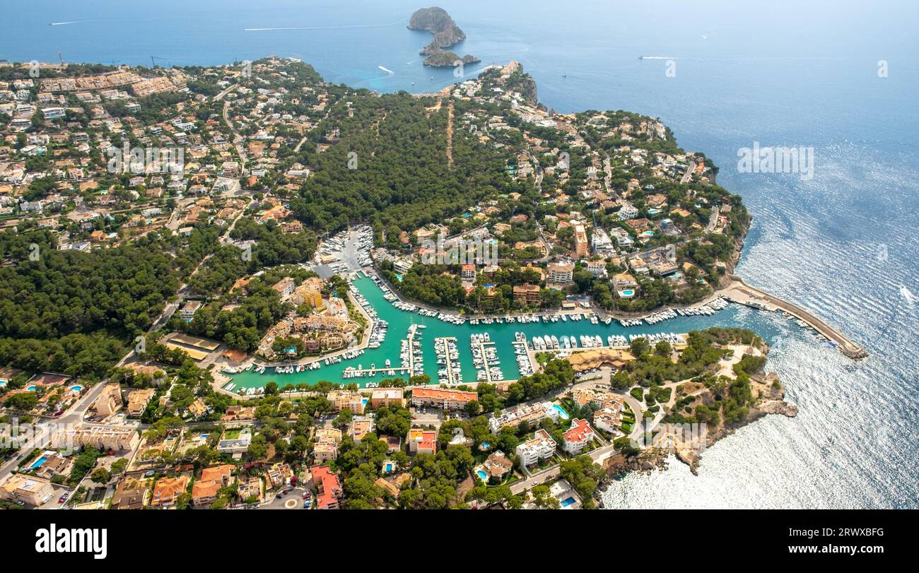 Puerto de santa ponsa hi-res stock photography and images - Alamy