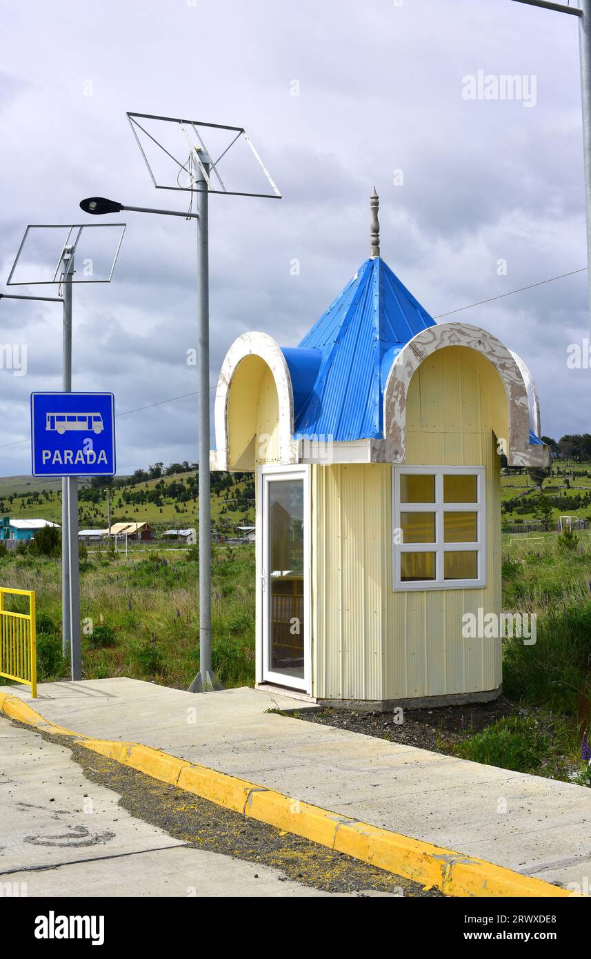 Bus stop. Ultima Esperanza, Magallanes y Antartica Chilena Stock Photo ...