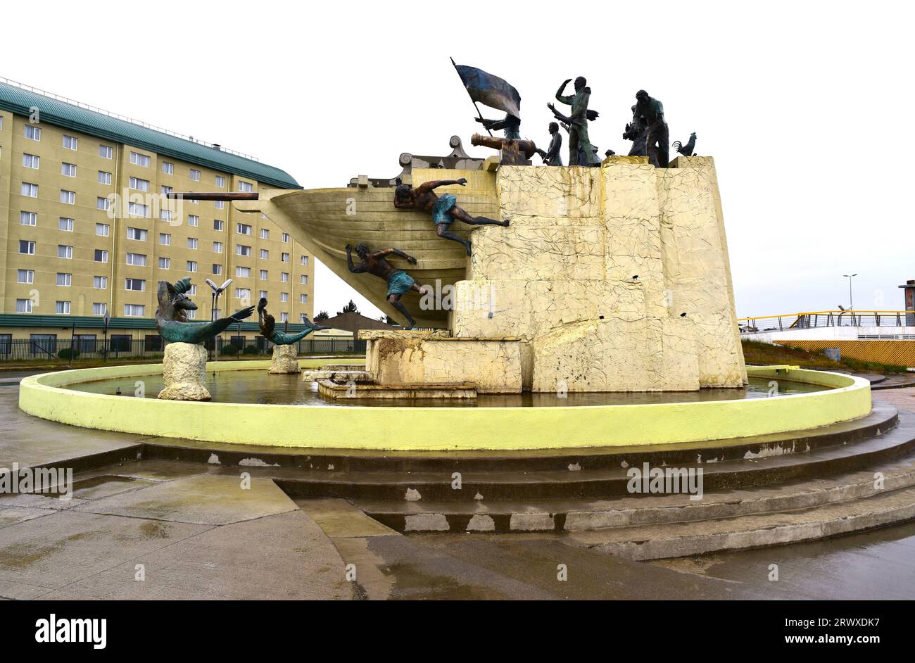 Punta Arenas, Monumento a los Tripulantes de la Goleta Ancud. Provincia ...
