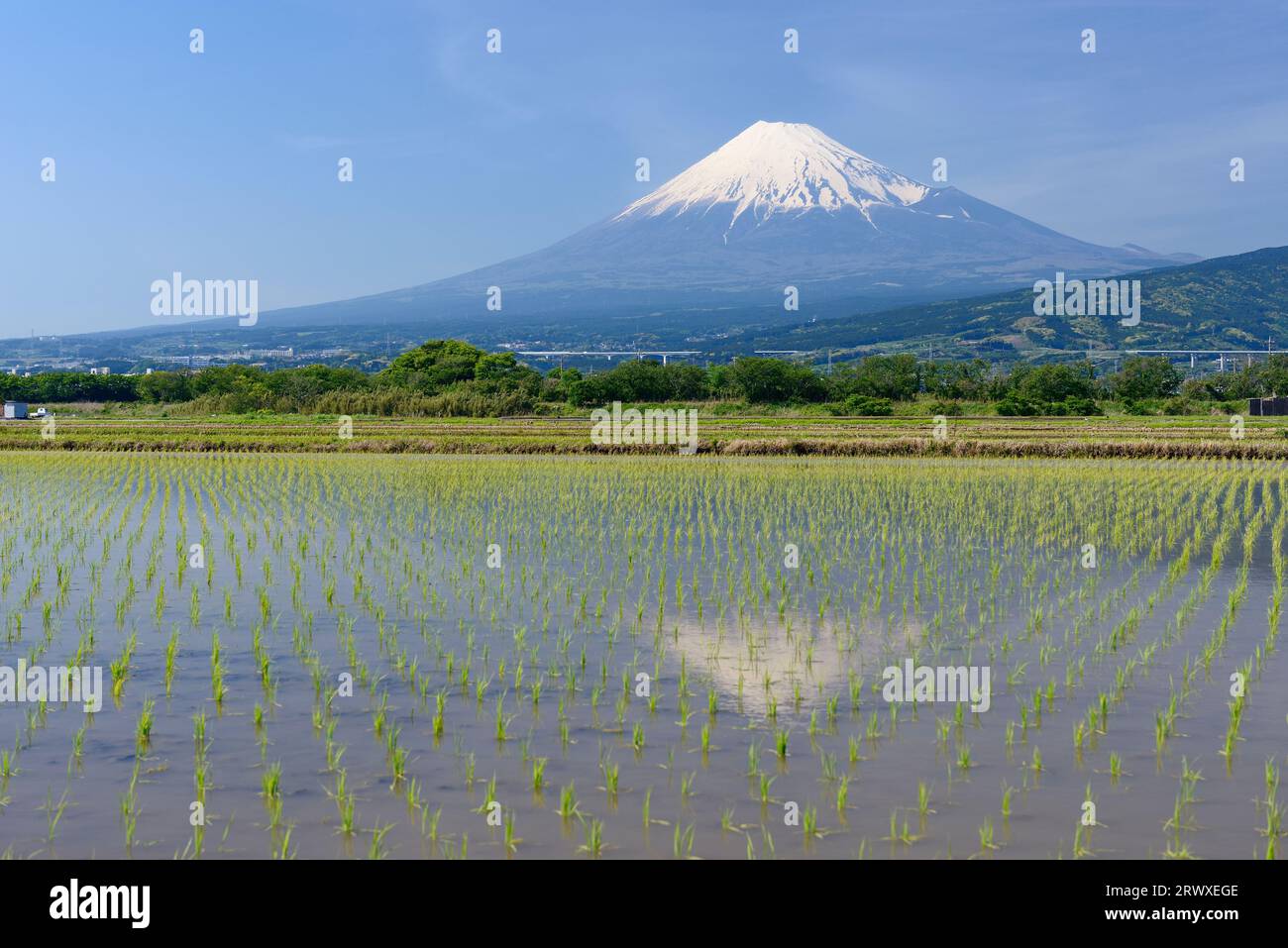 Upside down fuji hi-res stock photography and images - Alamy