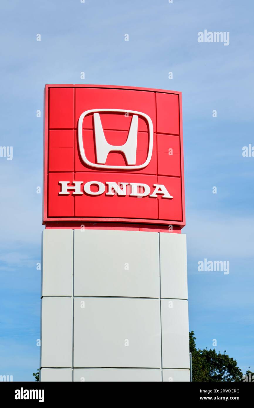 Honda sign outside in front of a Honda auto dealership photographed in ...