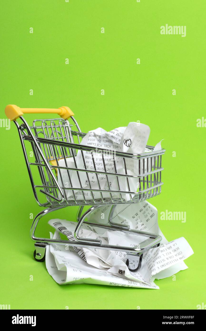 Consumer price inflation hi-res stock photography and images - Alamy