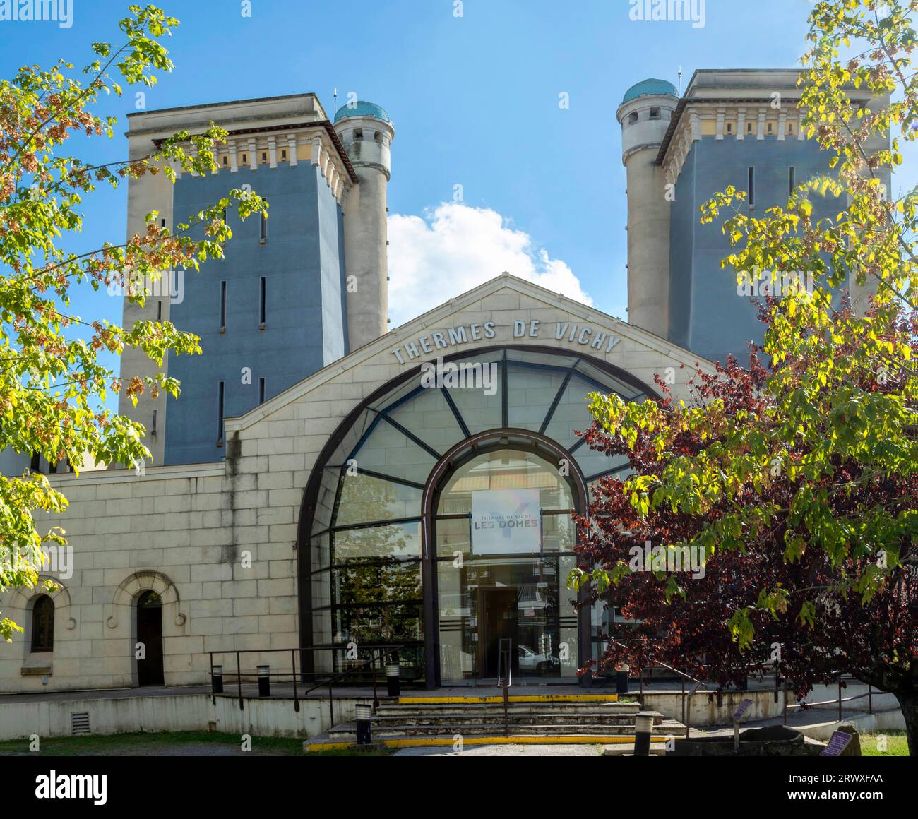 Neo moorish architecture hi-res stock photography and images - Alamy