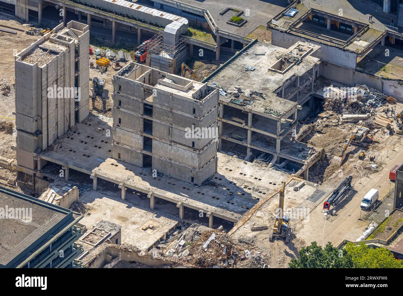 Construction site replacement new building na hi-res stock photography ...