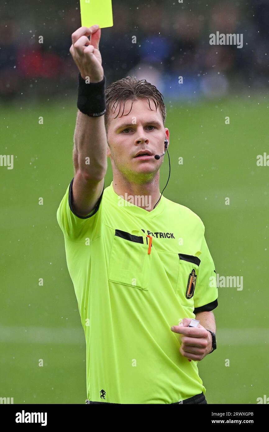 Oostakker, Belgium. 21st Sep, 2023. referee Isaac Huyghe pictured ...