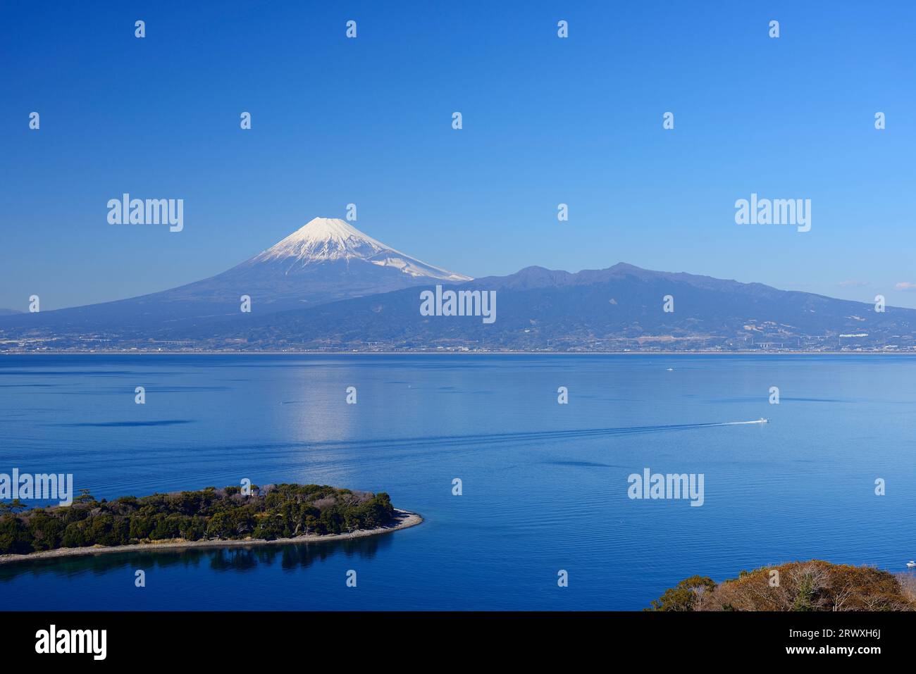 Fuji over Osezaki and Suruga Bay, Shizuoka Prefecture Stock Photo - Alamy