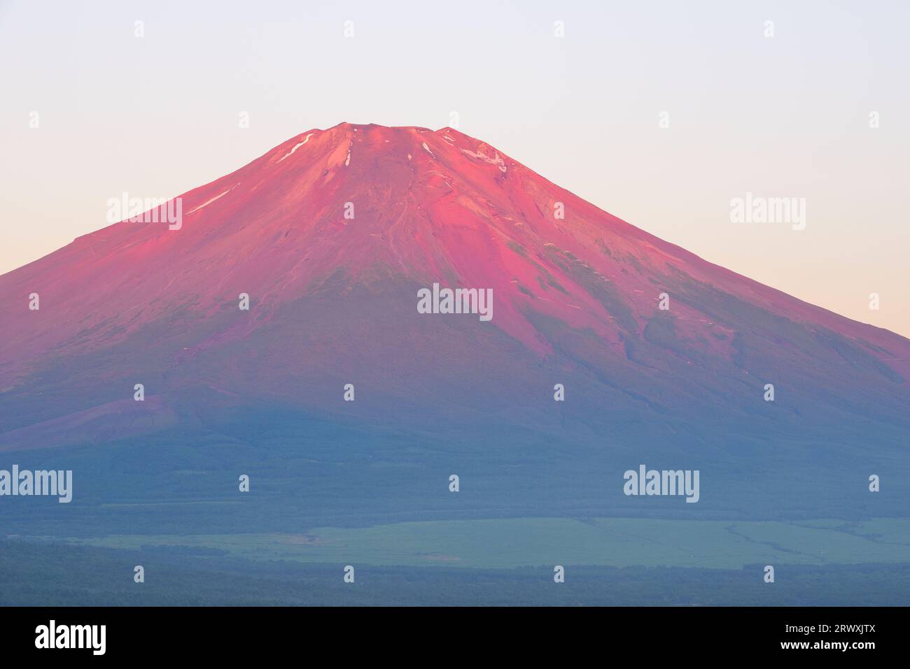 Red Fuji seen from Yamanakako Lake in Yamanashi Prefecture Stock Photo ...
