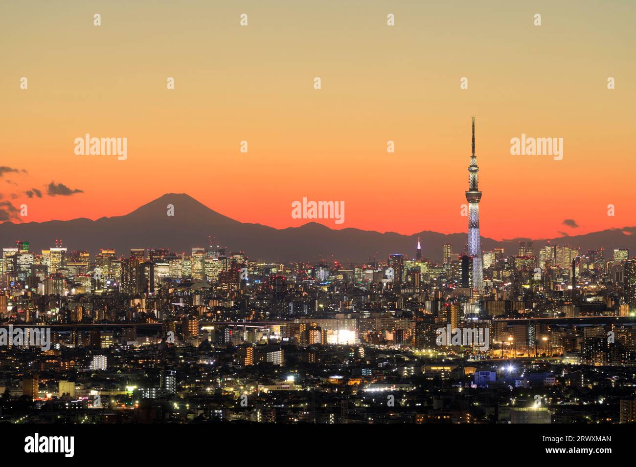 Tokyo skytree night 2019 hi-res stock photography and images - Alamy