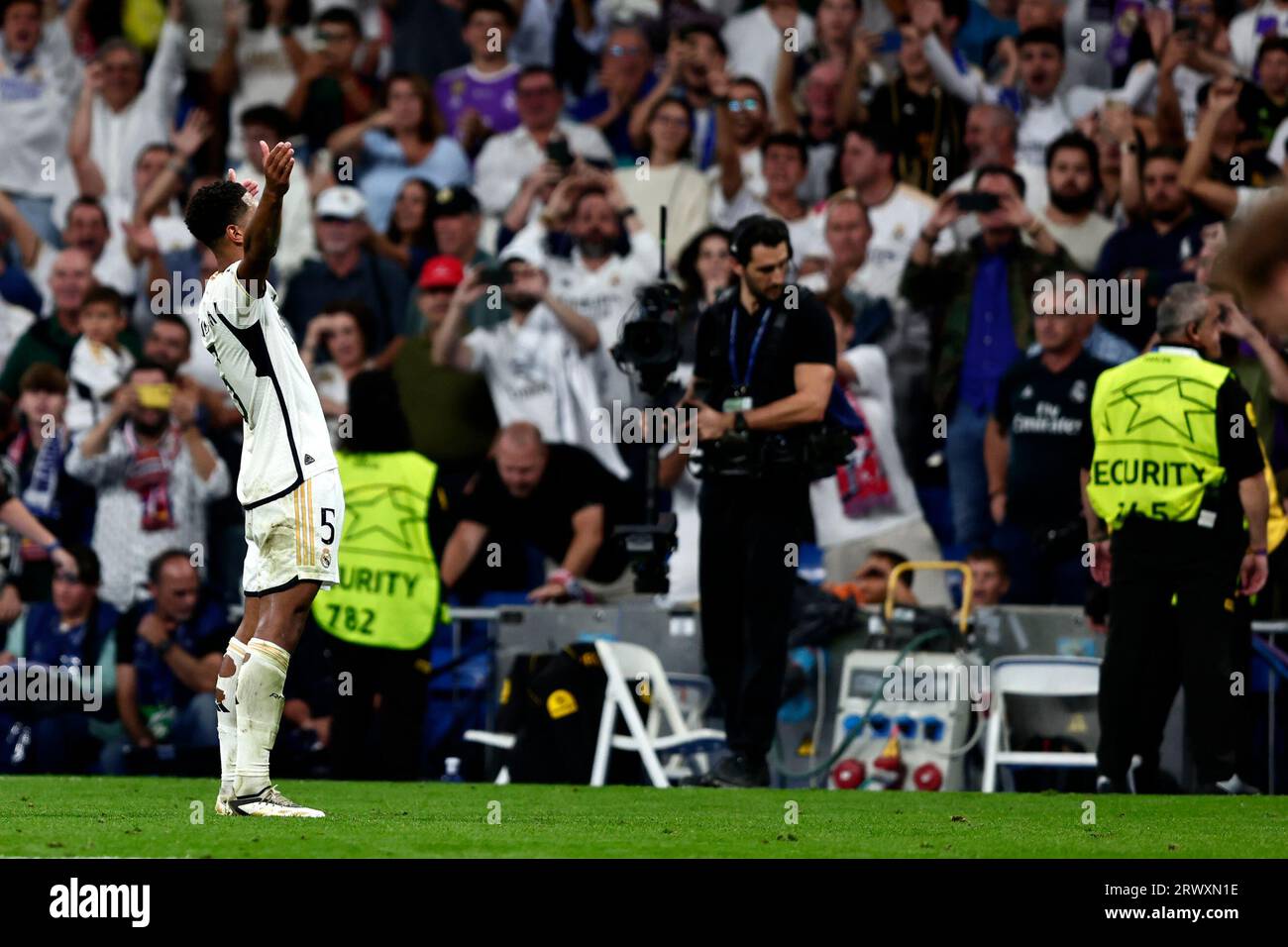 Jude Bellingham of Real Madrid Cf celebrates after scoring a goal ...