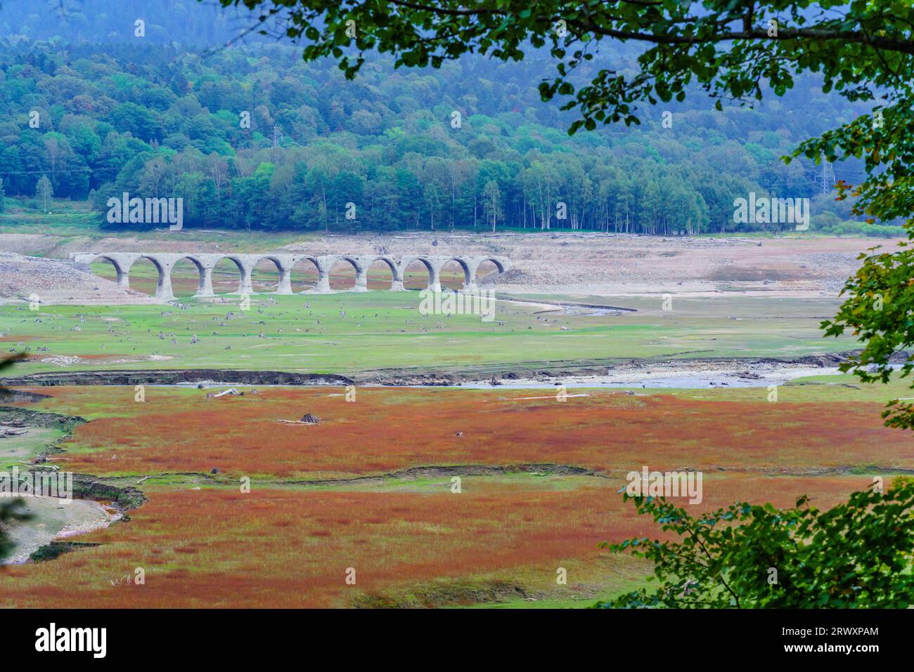 Lake Nukabira and Tausubetsu Bridge Stock Photo - Alamy