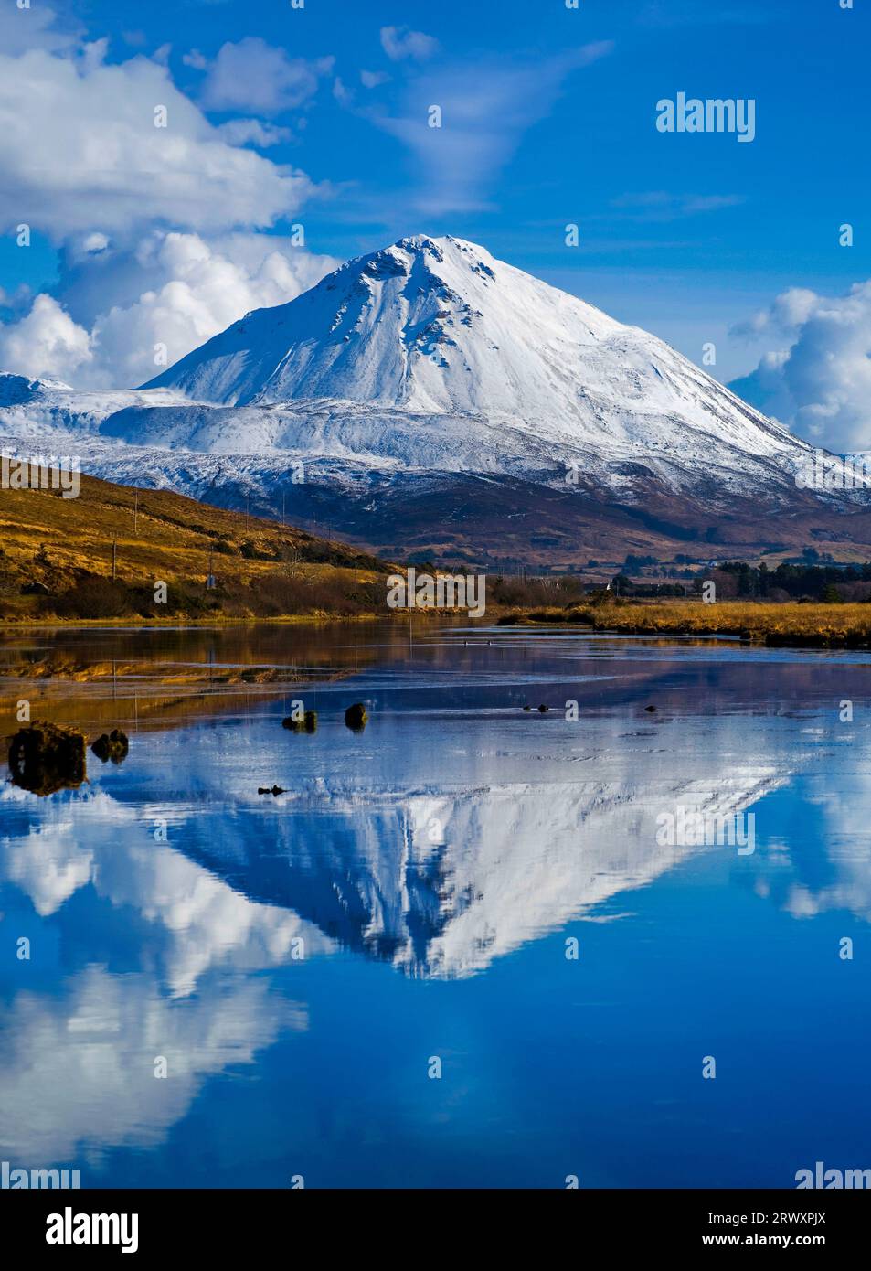 A snow covered Errigal Mountain, County Donegal, Ireland Stock Photo ...