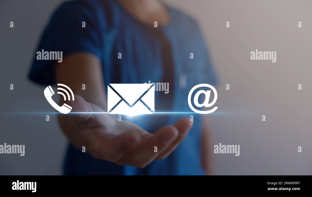 Mobile feedback hi-res stock photography and images - Alamy