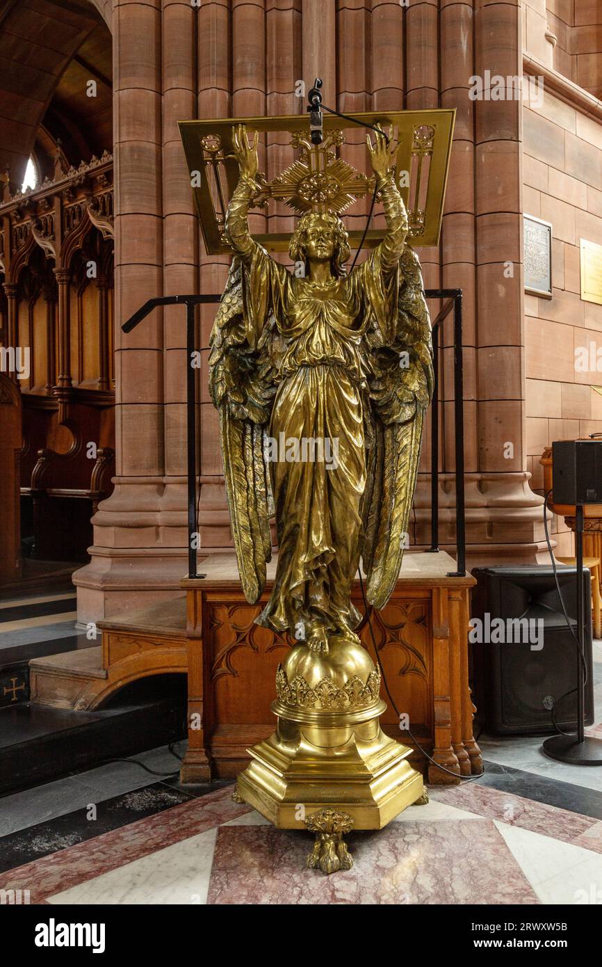 Lectern church hi-res stock photography and images - Alamy